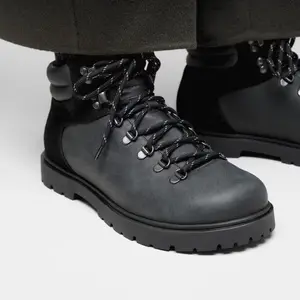 BIRKENSTOCK Jackson 2.0 Hiking Boots