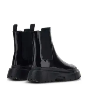 Hogan Round-toe Ankle Boots