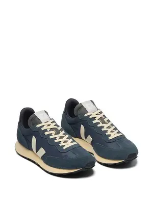 VEJA Low Top Lace Up Sneakers