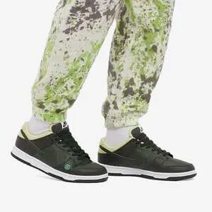 Nike Dunk Low 'avocado' Sneakers