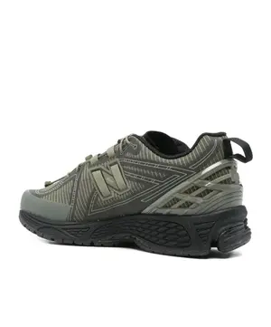 NEW BALANCE 1906r Sneakers