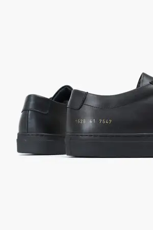 COMMON PROJECTS Logo Casual Shoes