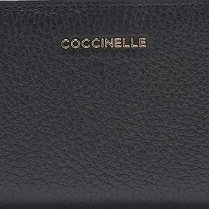 COCCINELLE Logo Lettering Zipped Wallet