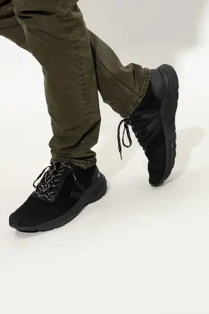 VEJA Marlin V-knit Sneakers