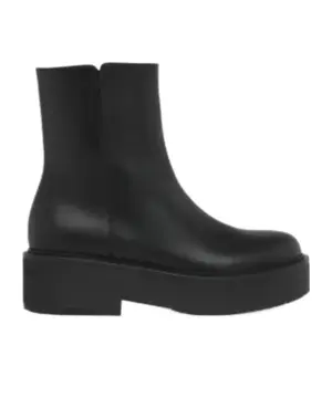 GIANVITO ROSSI Round-toe Ankle Boots - Black