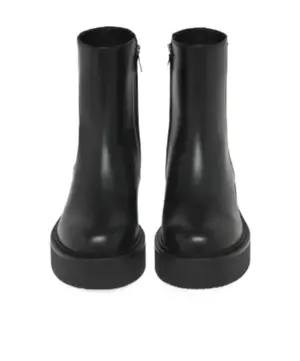 GIANVITO ROSSI Round-toe Ankle Boots
