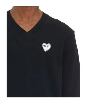 Play Comme Des Garcon Long-sleeved V-neck Sweater