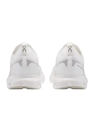 On Cloud 6 Versa Lace-up Sneakers