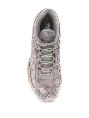 Nike Air Max Tailwind 4 Sneakers