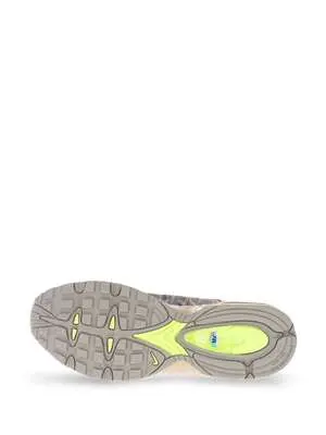Nike Air Max Tailwind 4 Sneakers