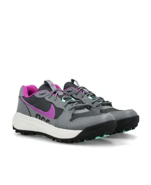 Nike Lowcate Low-top Sneakers