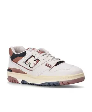 NEW BALANCE 550 Logo Patch Sneakers