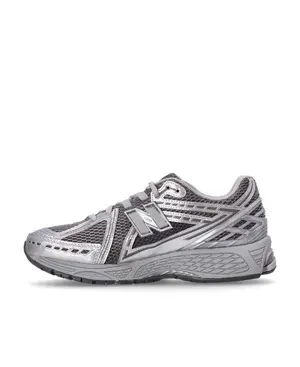 NEW BALANCE 1906r Low Top Running Shoes