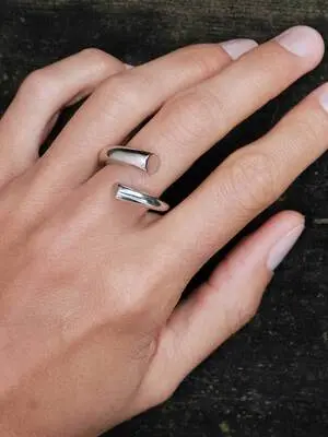 Charlotte Chesnais Opening Ring