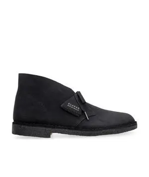 Clarks Round Toe Lace-up Ankle Boots - Black