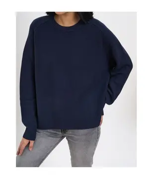 Soft Goat Round-neck Knitted Sweater