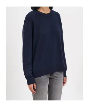 Soft Goat Round-neck Knitted Sweater