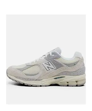 NEW BALANCE 2002r 'linen' Lace-up Sneakers