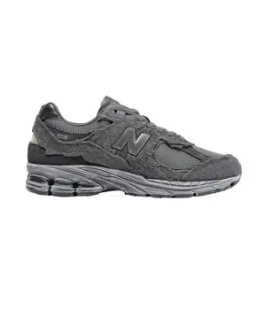 NEW BALANCE 2002r Lace-up Sneakers - Black