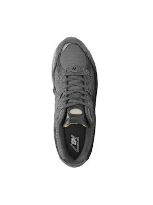 NEW BALANCE 2002r Lace-up Sneakers