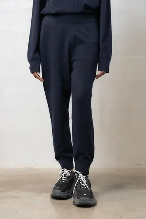 Extreme Cashmere Elastic Waist Sweatpants