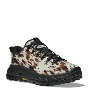 Hoka One One Tor Summit Sneaker