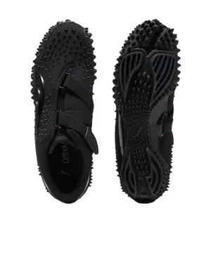 PUMA Mostro Spikes Sneakers