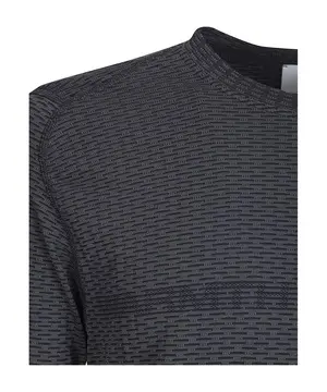 ROA Striped Long-sleeve Crewneck T-shirt
