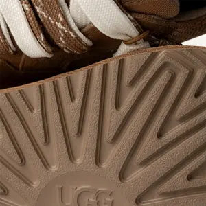UGG Low-cut Lace-up Sneakers