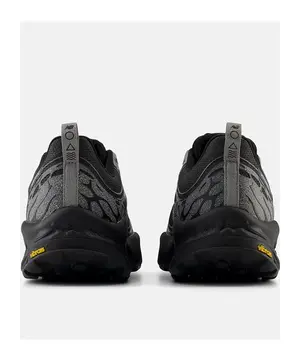 NEW BALANCE Fresh Foam X Hierro V8 Sneakers - Black