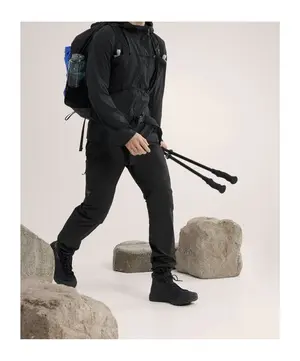 Arc'teryx Lightweight Zip-up Hooded Jacket