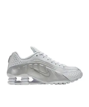 Nike Shox R4 Sneakers - Gray