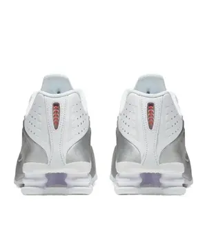 Nike Shox R4 Sneakers