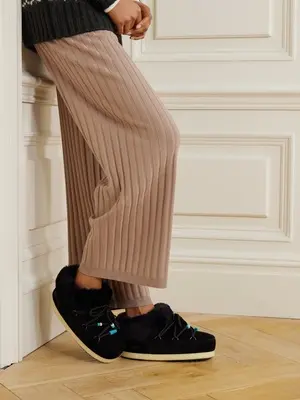 Moon Boot Round-toe Ankle Boots