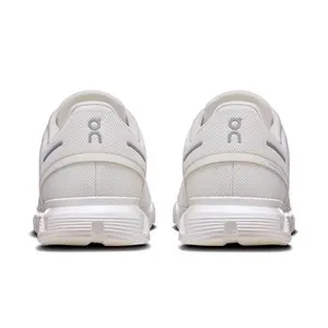 On Cloud 5 Sneakers