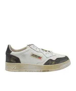 AUTRY Round-toe Casual Shoes - Nude