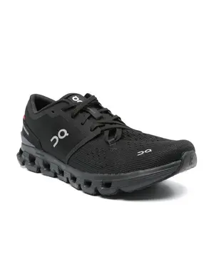 On Cloud X 4 Low-cut Sneakers