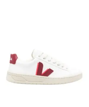 VEJA Logo Patch Lace-up Sneakers - White