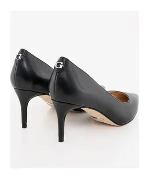Guess Bravo Pointed Toe Pumps