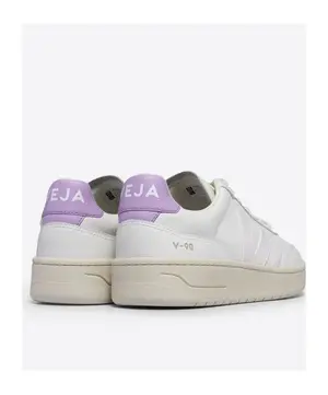 VEJA V-90 Sneakers