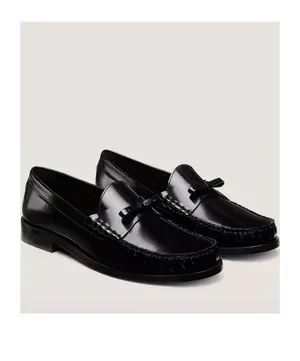 STUART WEITZMAN Round Head Loafer Shoes