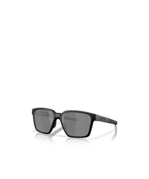 Oakley Geometric Frame Sunglasses