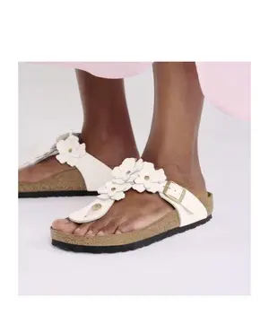 BIRKENSTOCK Gizeh Flowers Thong Slides