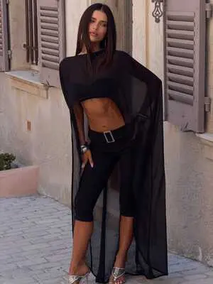 OUTCAST Karley Crop Top