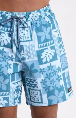 Quiksilver 17" Stretch Swim Trunks - Skyway