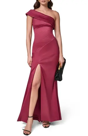 Donna Karan New York Seamed One Shoulder Gown