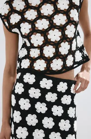 Mango Crochet Floral Mini Skirt