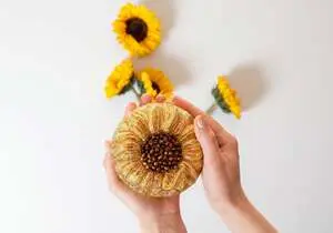 Judith Leiber Sunflower Soleil Crystal Clutch - Yellow