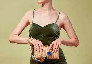 Judith Leiber Poppy Basket Handbag - Neutral