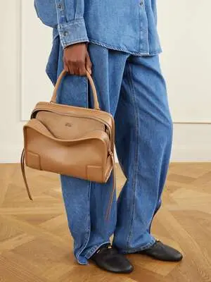 Loewe Amazona 180 Medium Leather Shoulder Bag